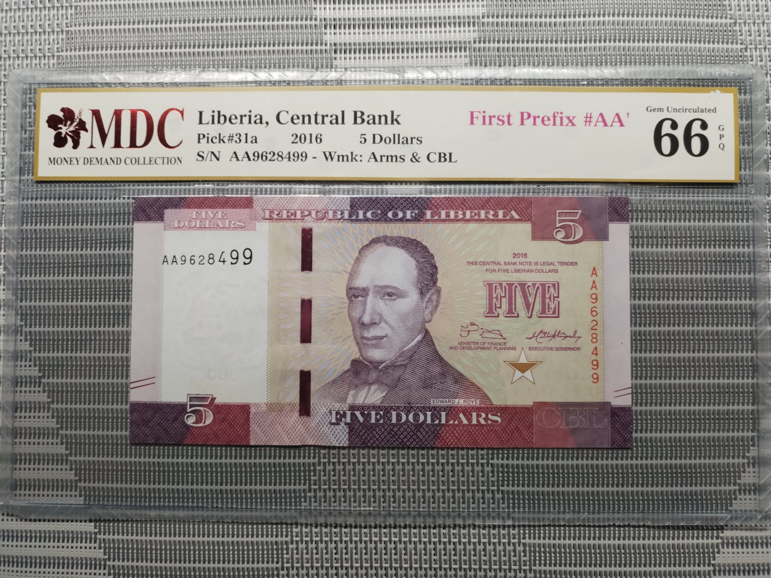 2016 Liberia, Central Bank 5 Dollars " First Prefix #AA' "《 MDC Graded ...